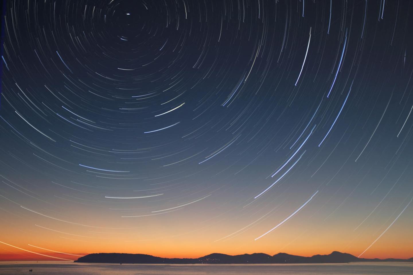 The Physics Behind Interstellar: What the Film Got Right—and What It ...